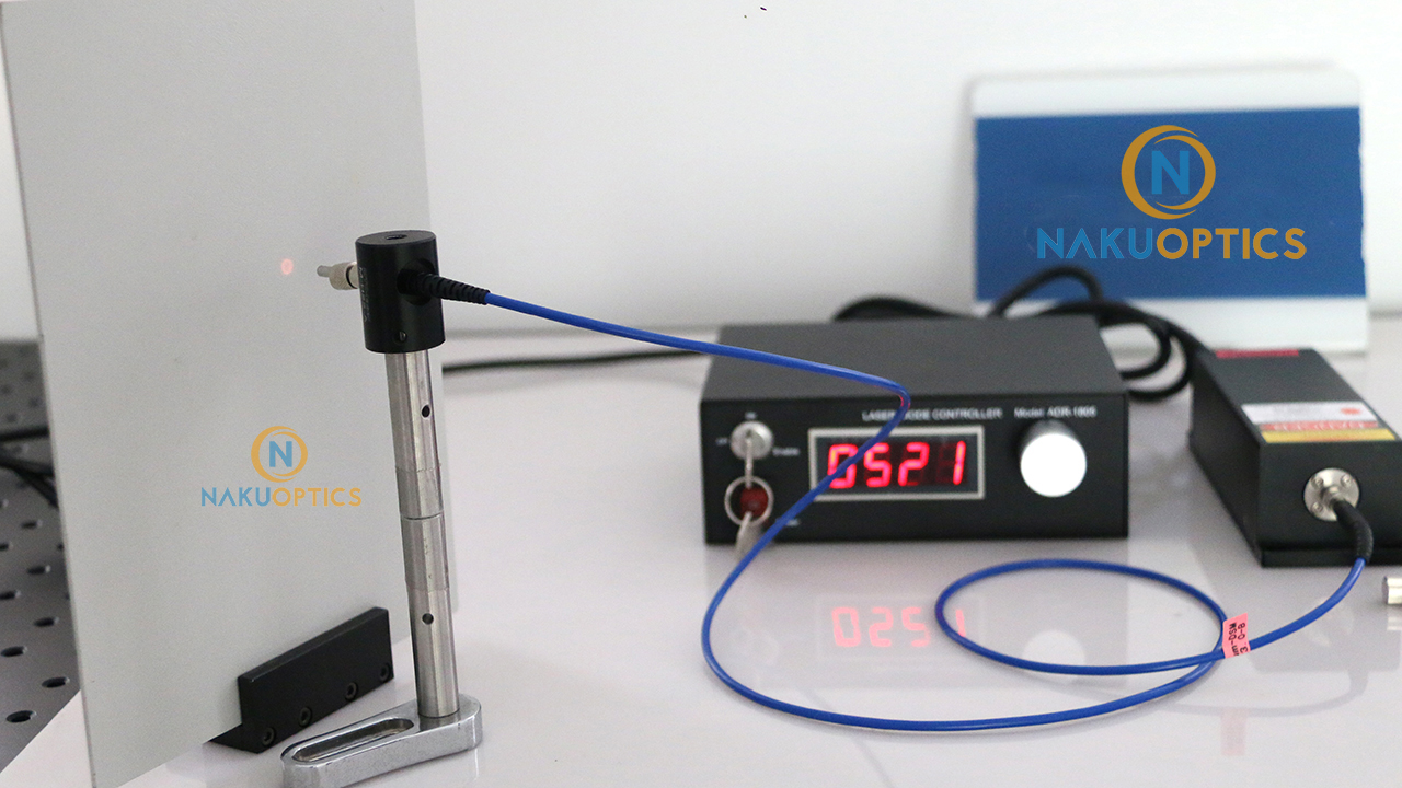 785nm 500mW 0.2nm Narrow Line-width Raman Fiber Laser Source - NakuOptics