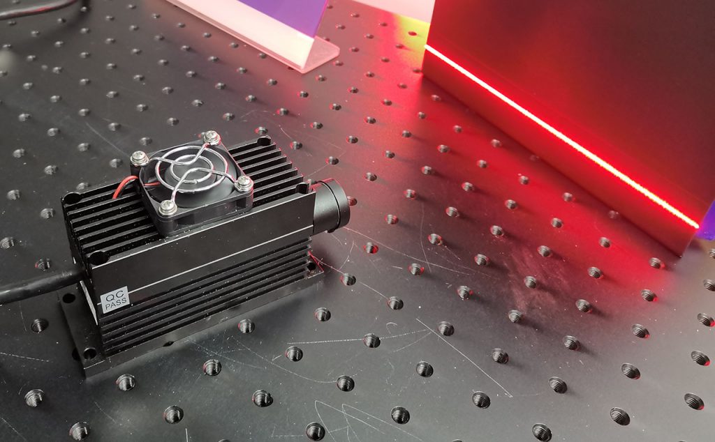 635nm 100mW Line laser system Customizable Fan angle - NakuOptics